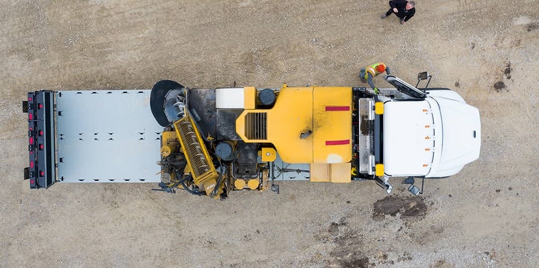 What Are the Features of Versatran Retriever®? | Truck for Sale